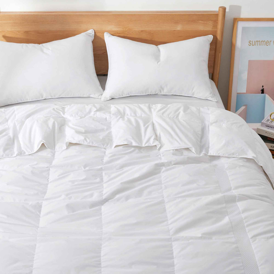 Ultra Lightweight Cooling Down Comforter – Puredown